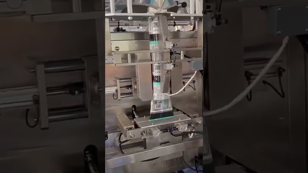 "Innovative Vacuum-Enhanced Food Packing Machine: Streamlined and ...