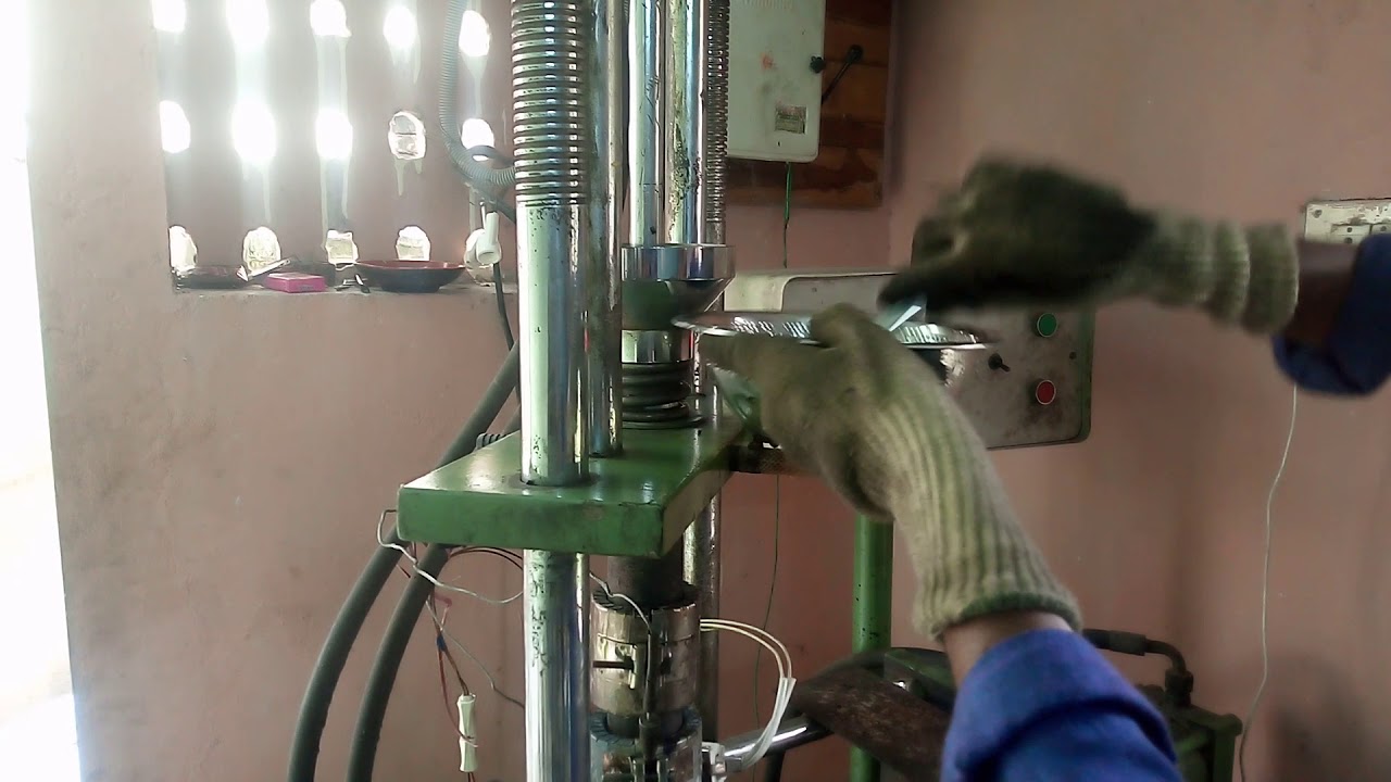 "Revolutionary Plunger Design: Enhancing Efficiency of Plastic ...