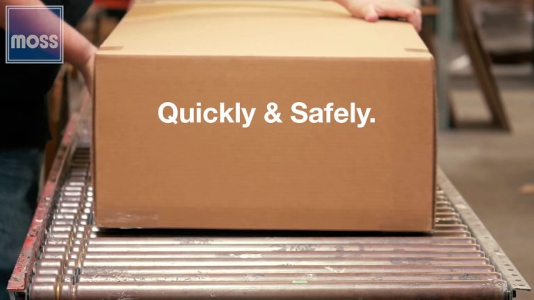 Revolutionary Windshield Packing Solution: Streamlined and Efficient! - PALLET&WRAPPER